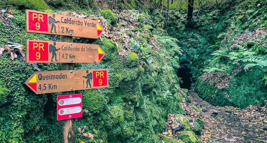 CALDEIRÃO VERDE WATERFALL. Places you must visit on Madeira Island